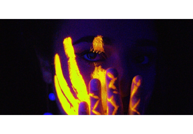 Флуоресцентні пігменти — сучасний тренд чи практичне застосування?